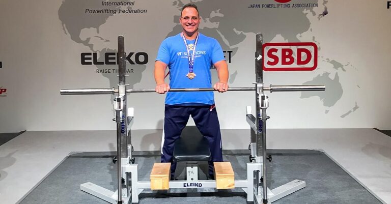 Powerlifter Returns to Sport After Accident, Wins Medal